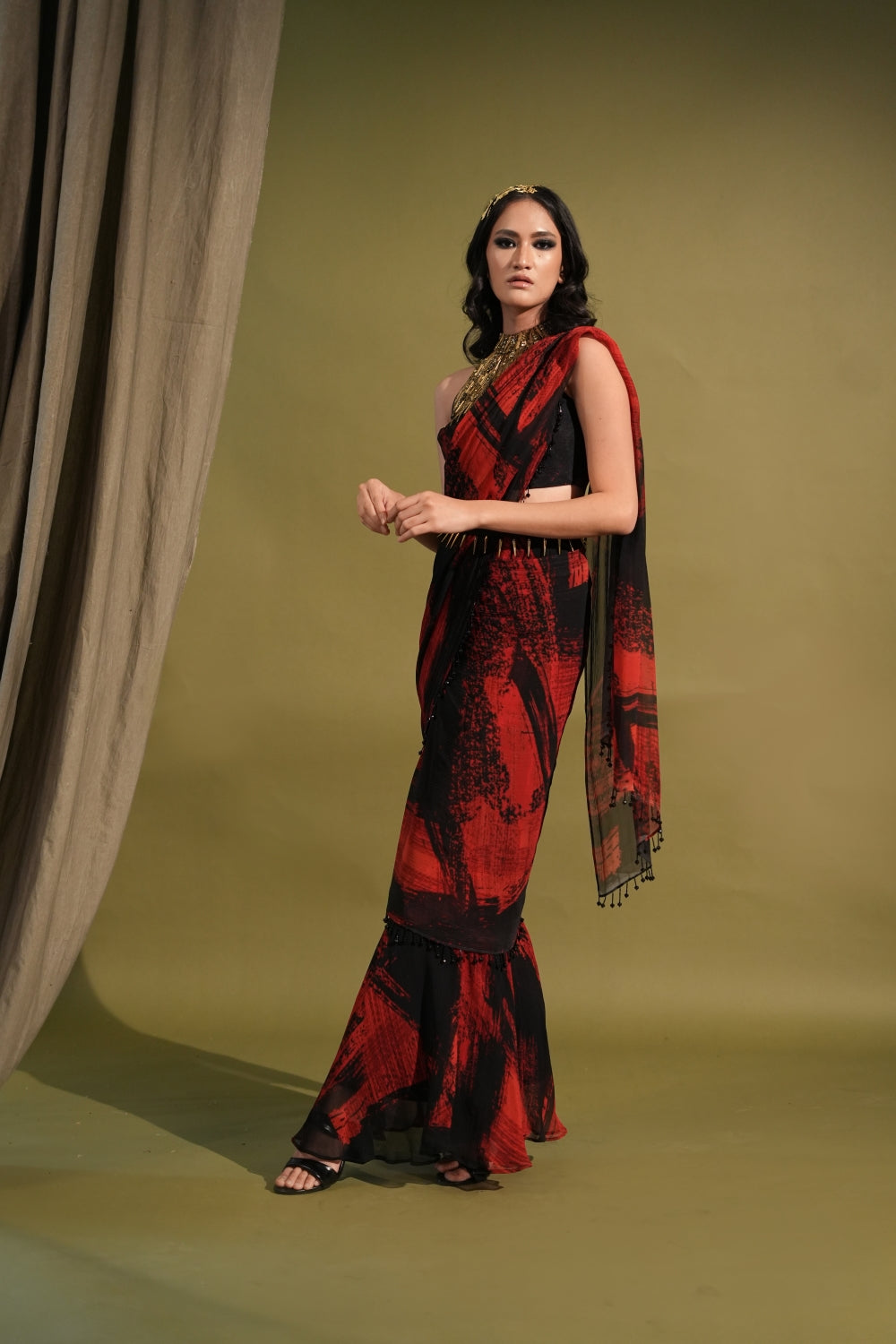 Red & Black Stroke Placement Print Saree Blouse Belt Set With Metallic ...